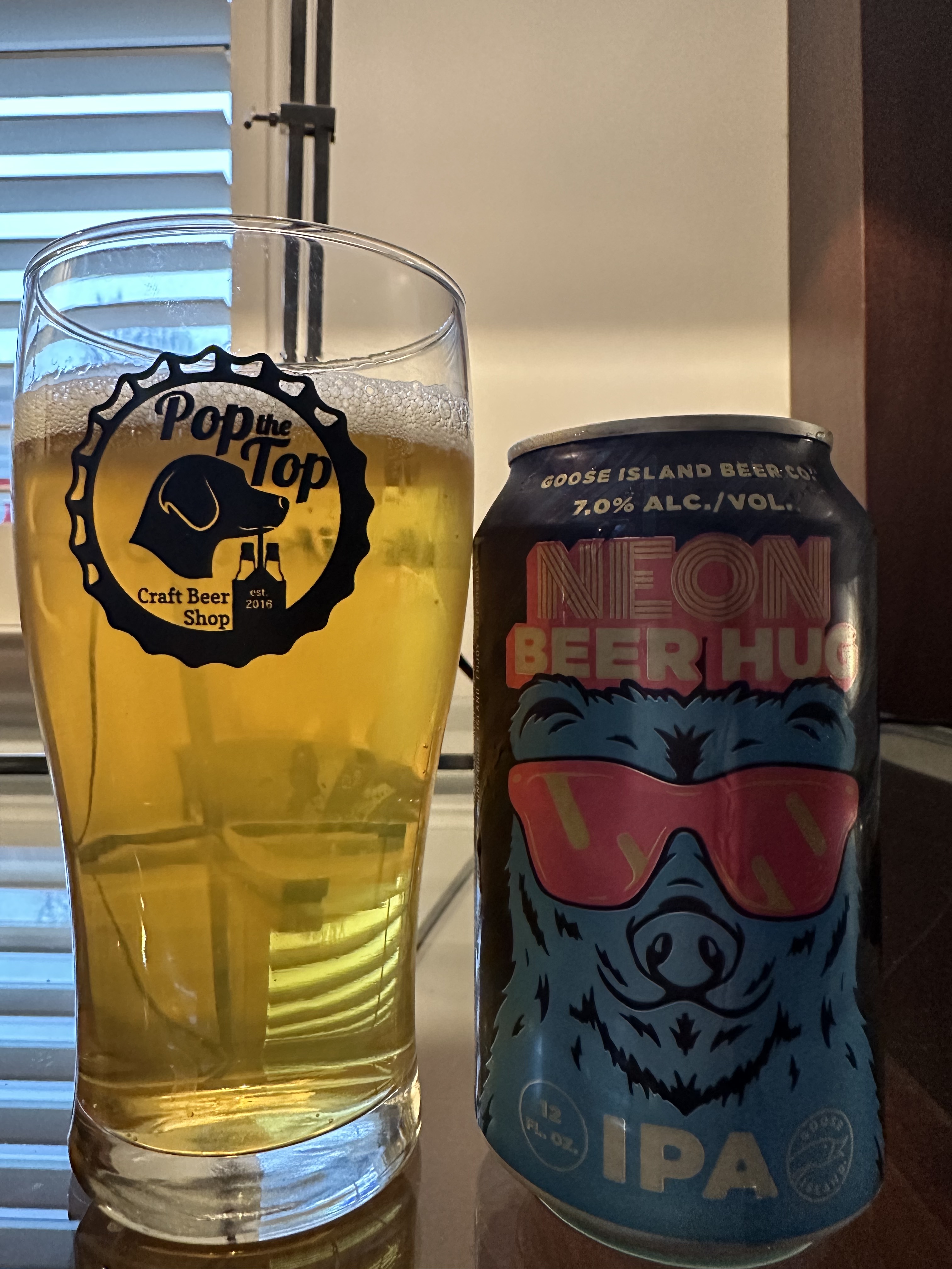 Goose Island Beer Co. Neon Beer Hug IPA – Best Beer Blog